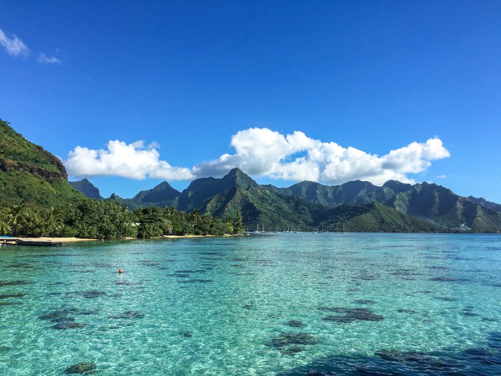 Mo’orea: A Bucket List Roundup – Pictures and Plane Tickets
